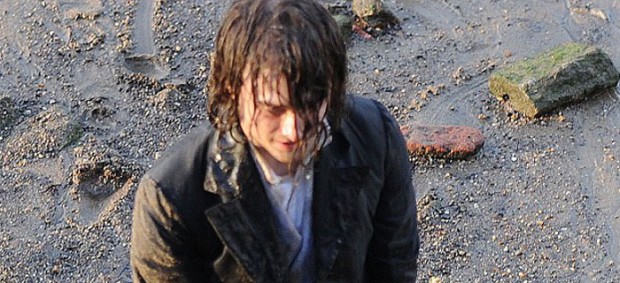 Confira as primeiras imagens de Daniel Radcliffe como Igor em ...