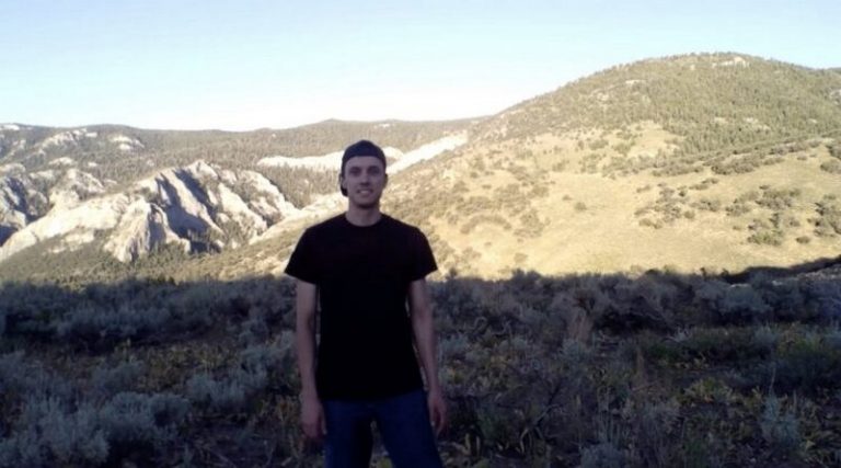 Horror in the High Desert (2021) - Boca do Inferno