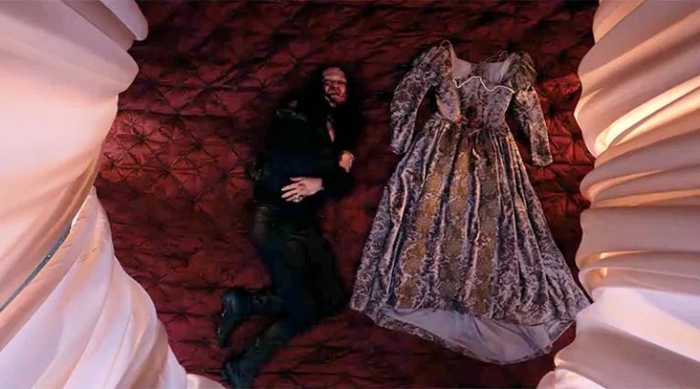 Drácula: Uma História de Amor Eterno (2025) - Boca do Inferno